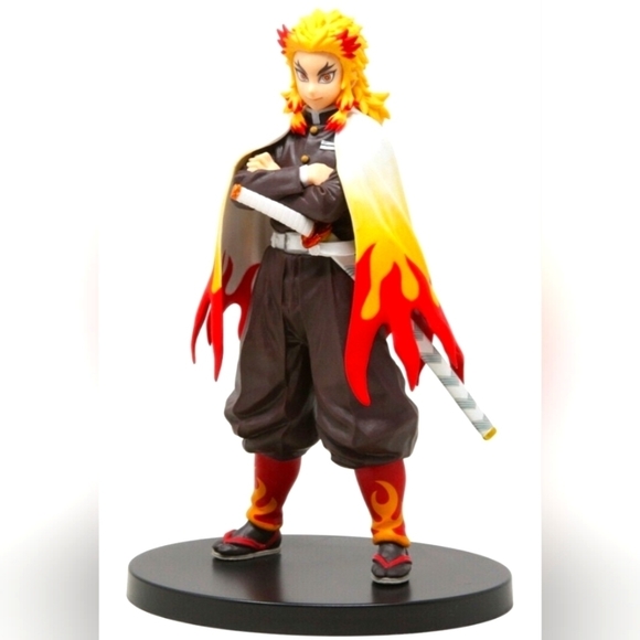 Manga | Other | Nwt Rengoku Kyojuro Figure Authentic Banpresto Sets ...
